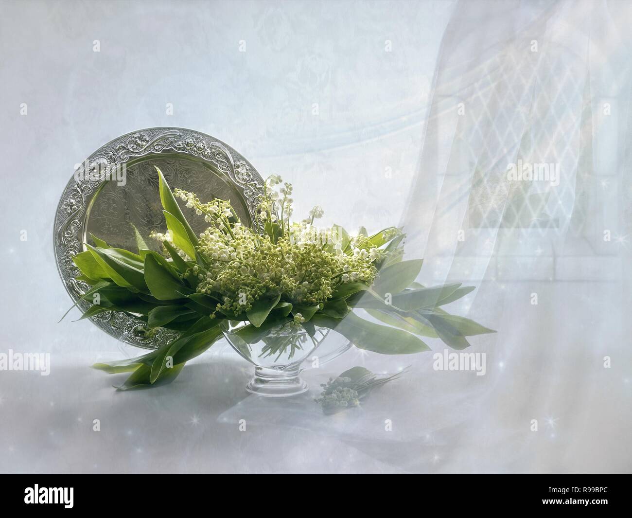 Still life with bouquet spring flowers Stock Photo - Alamy