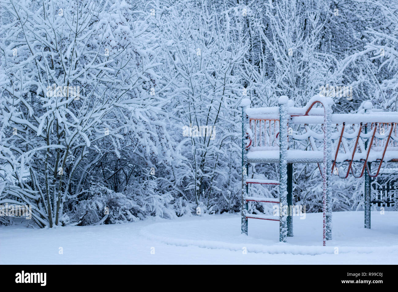 Empty playground winter hi-res stock photography and images - Alamy