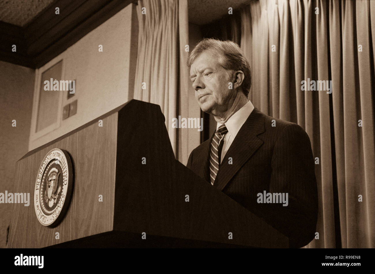 Jimmy carter peanut 1980 hi-res stock photography and images - Alamy