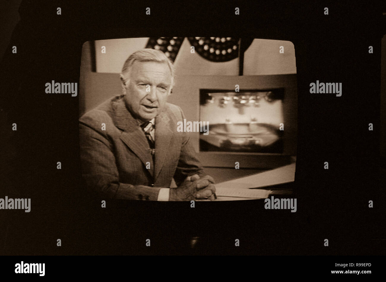 Walter Cronkite on television during 1st presidential debate between ...