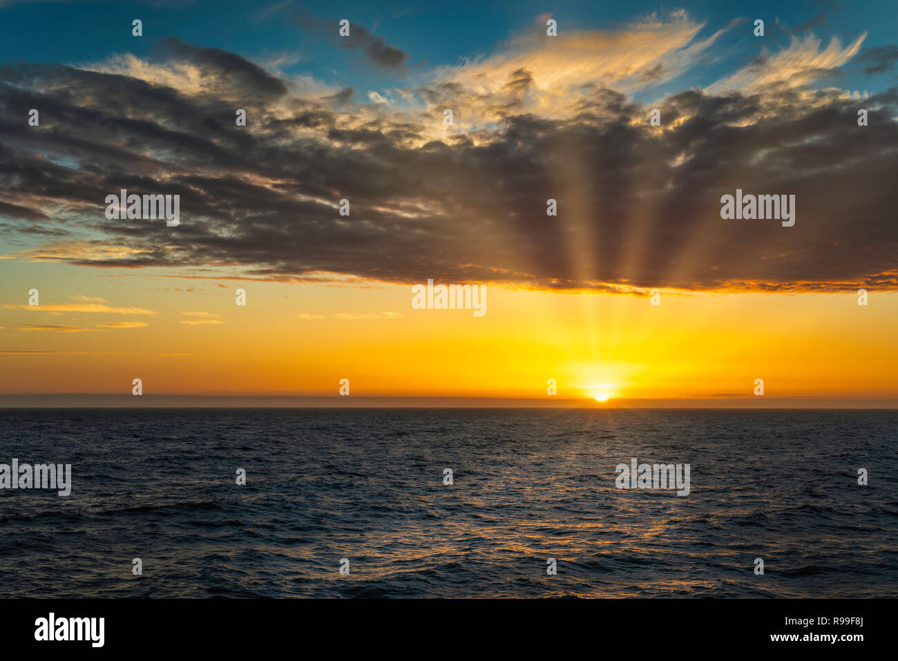 Weather circle hi-res stock photography and images - Alamy