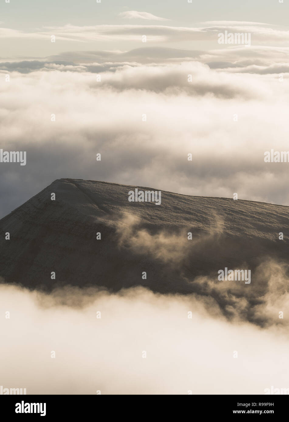 Cloud inversion wales hi-res stock photography and images - Alamy