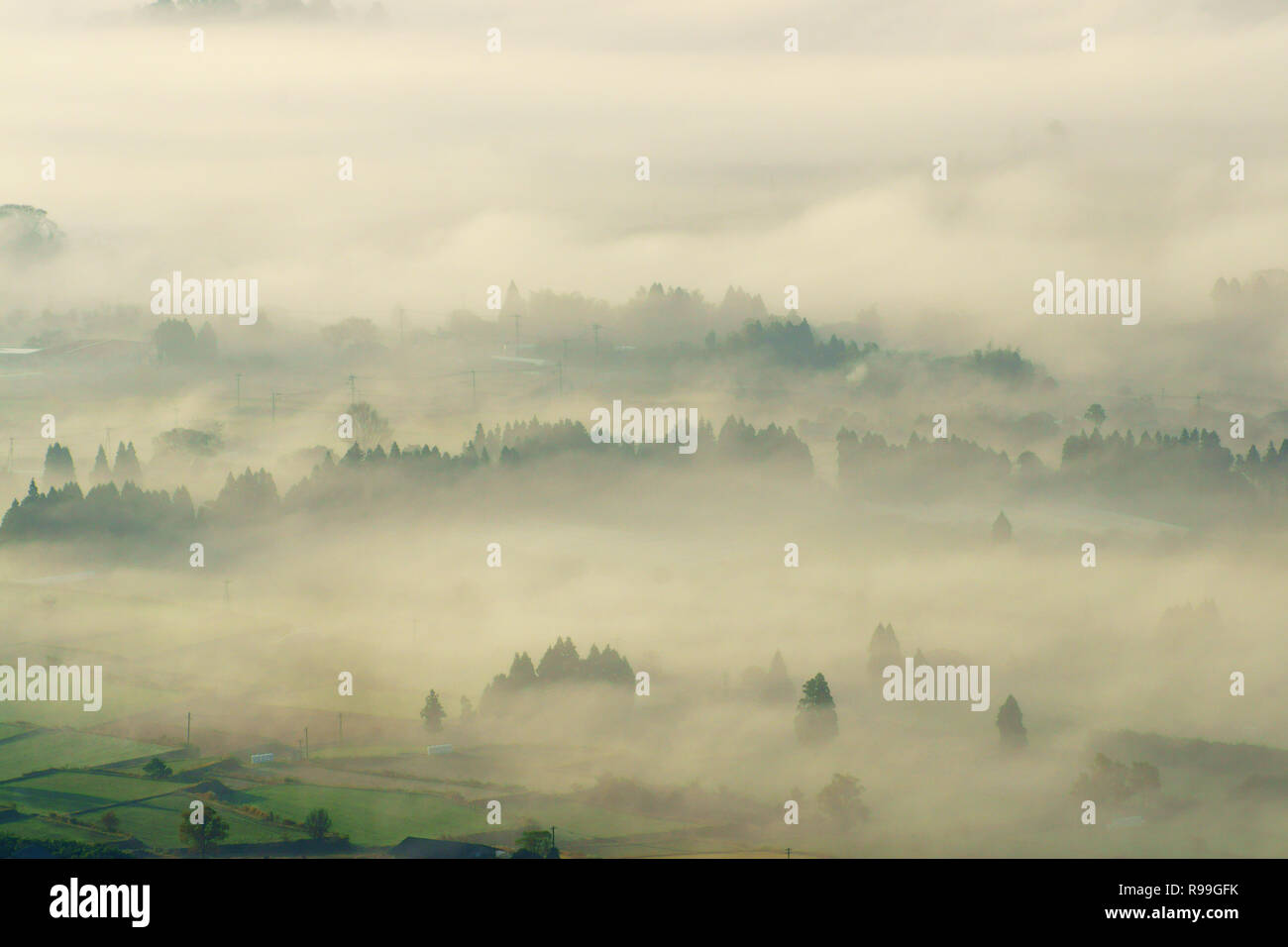 Sea of Clouds in Minami Aso, Kumamoto Prefecture, Japan Stock Photo - Alamy