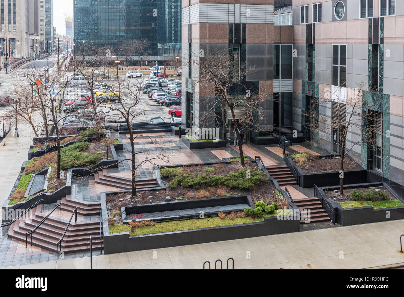 Aerial view of exterior plaza at 311 S. Wacker Stock Photo - Alamy