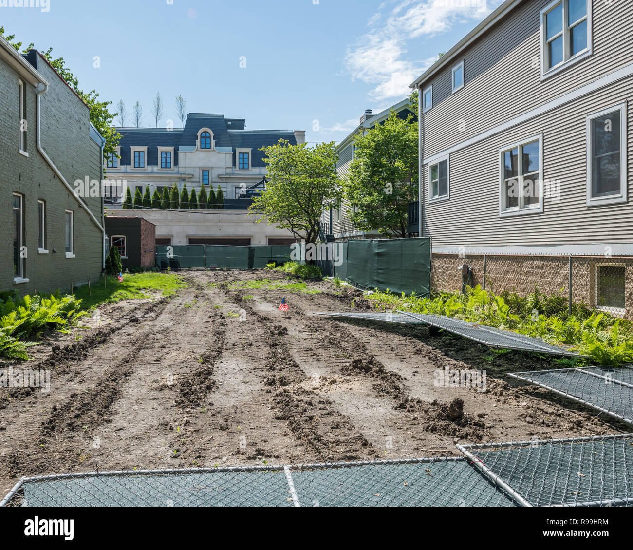 Vacant city lot hi-res stock photography and images - Alamy