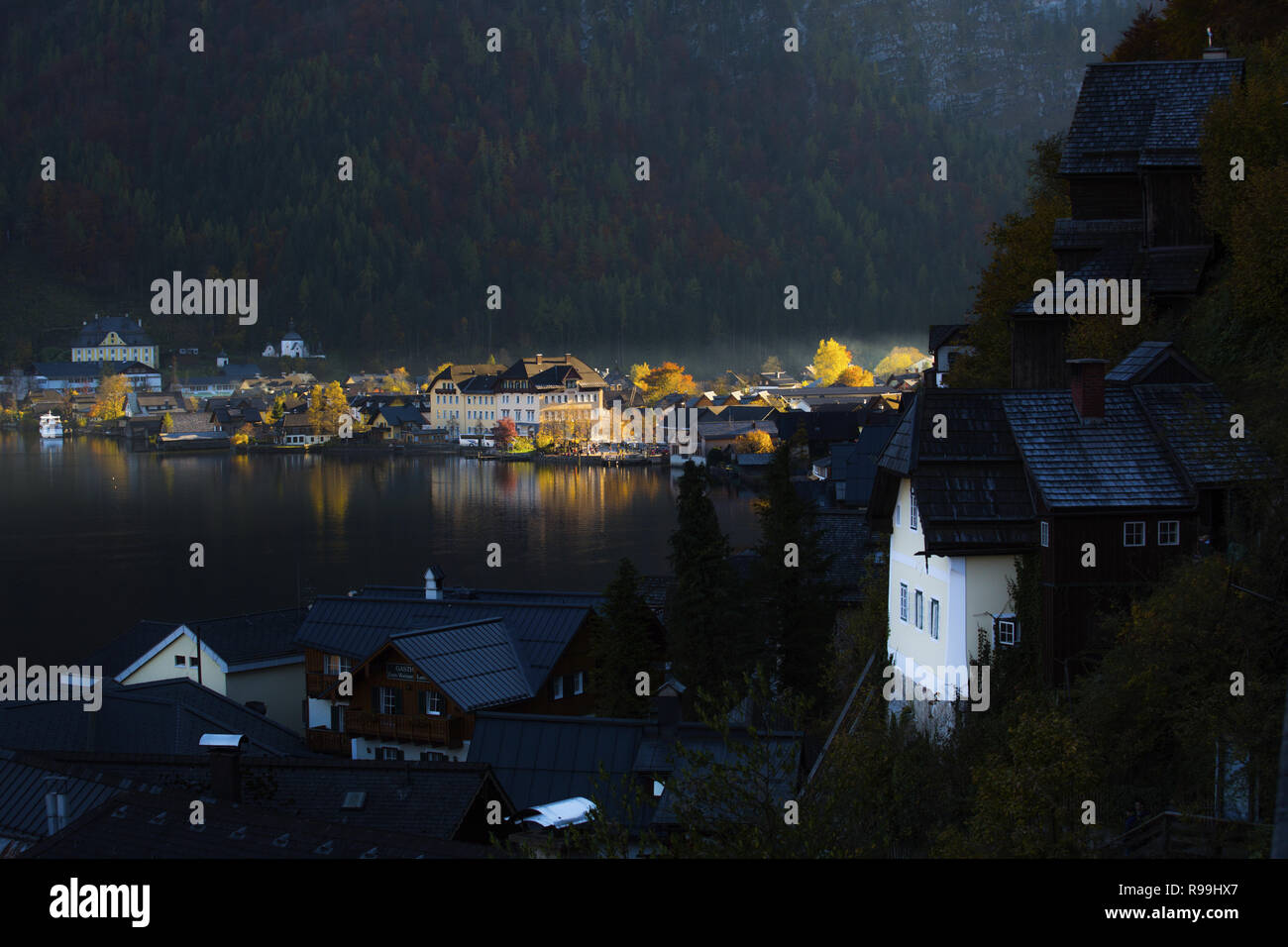 Hallstatt china hi-res stock photography and images - Alamy