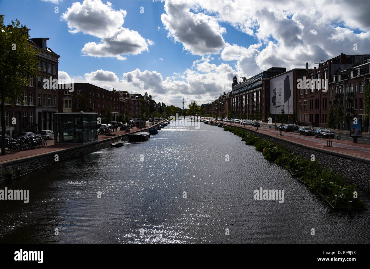 Amsterdam bus shelter hi-res stock photography and images - Alamy