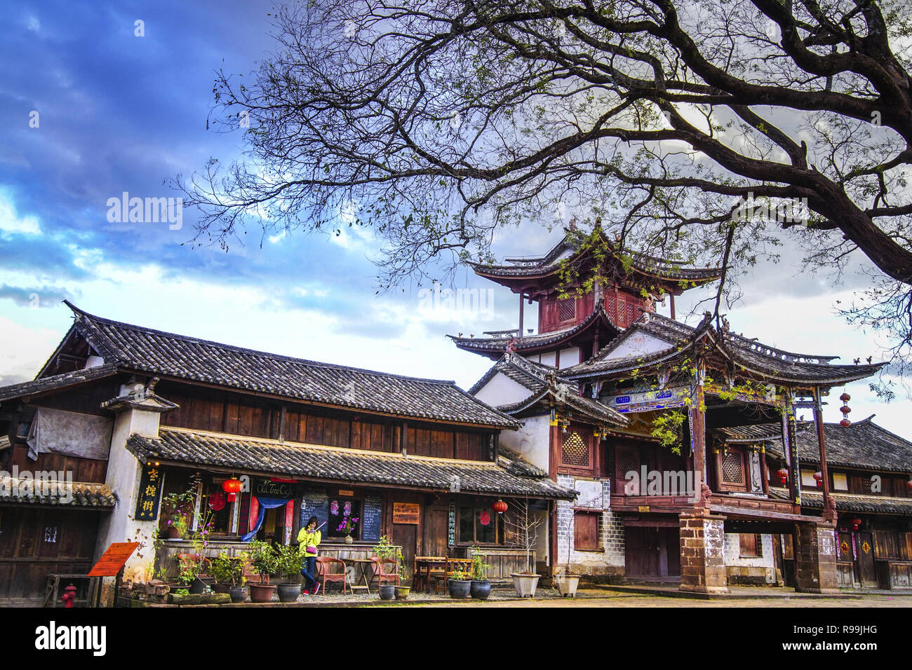 Shaxi town hi-res stock photography and images - Alamy
