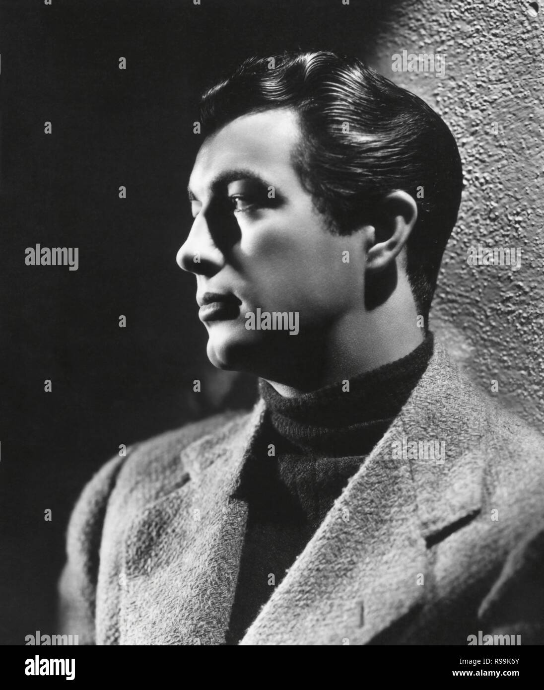 George hurrell robert taylor hi-res stock photography and images - Alamy