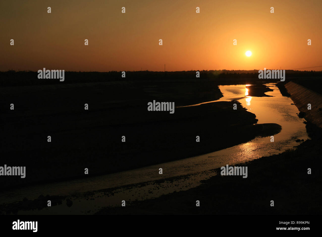 Shule river hi-res stock photography and images - Alamy