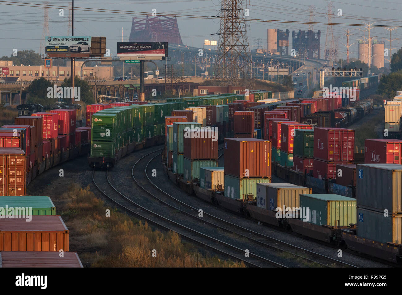 Rail yard chicago hi-res stock photography and images - Alamy