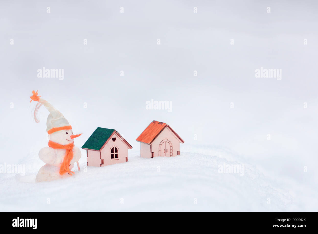 Real snowman hi-res stock photography and images - Alamy
