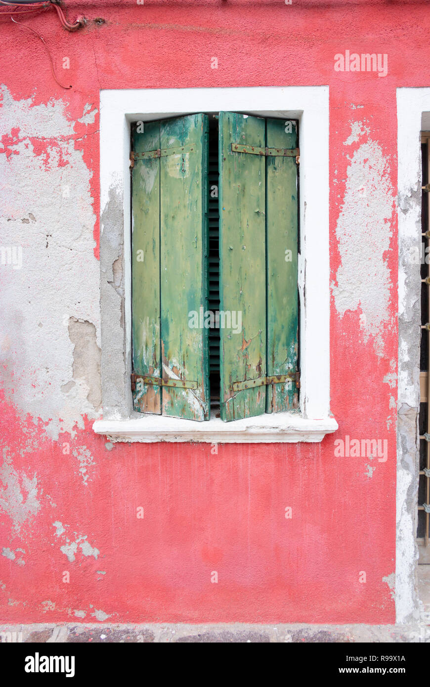Traditional multicolored paintwork hi-res stock photography and images ...