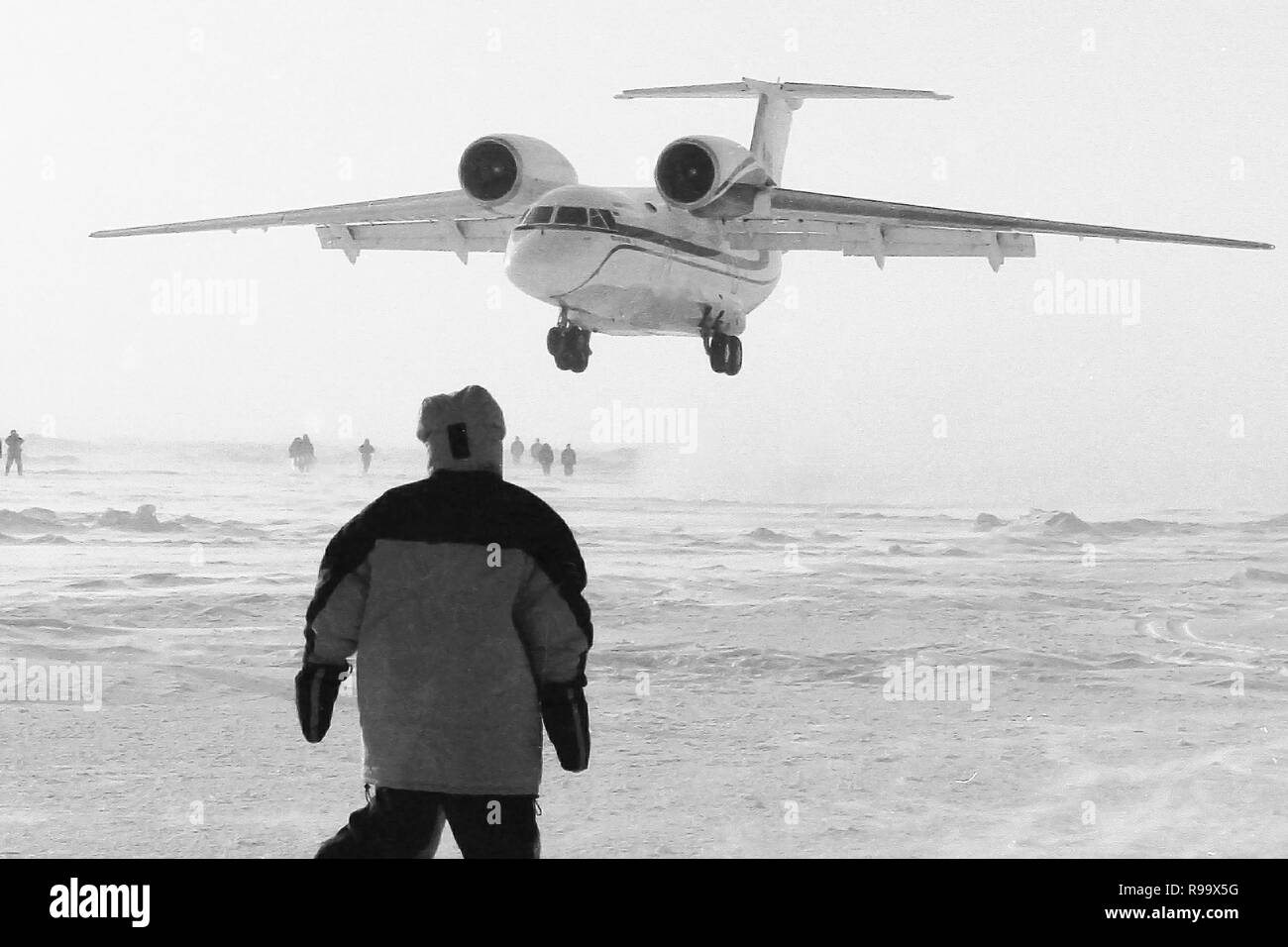 The history of the Arctic. 2003 Barneo ice airfield. It drifts 150 ...