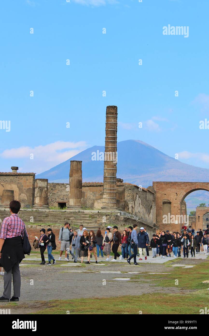 Pompeii tourism hi-res stock photography and images - Alamy