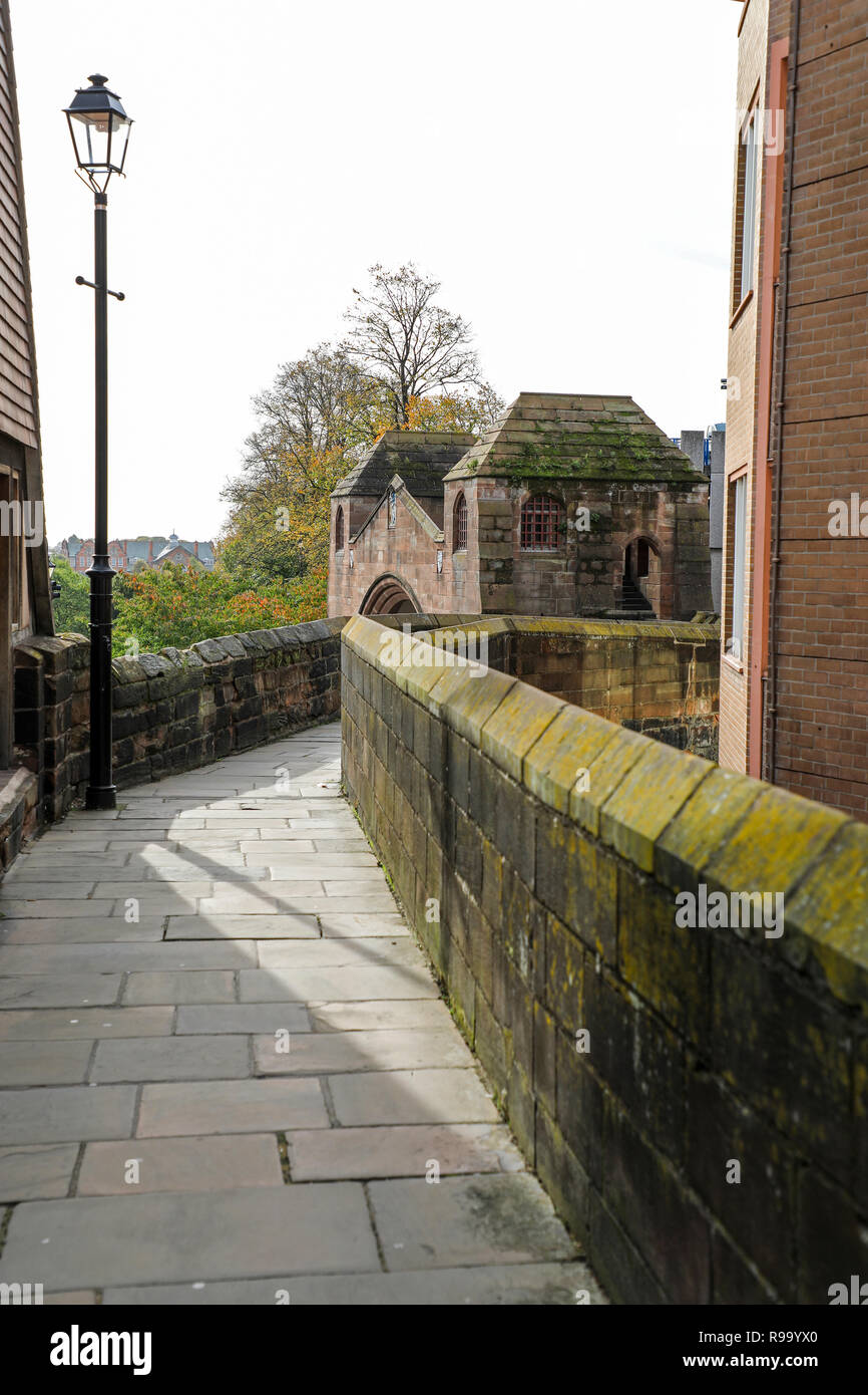 City walls chester uk hi-res stock photography and images - Alamy
