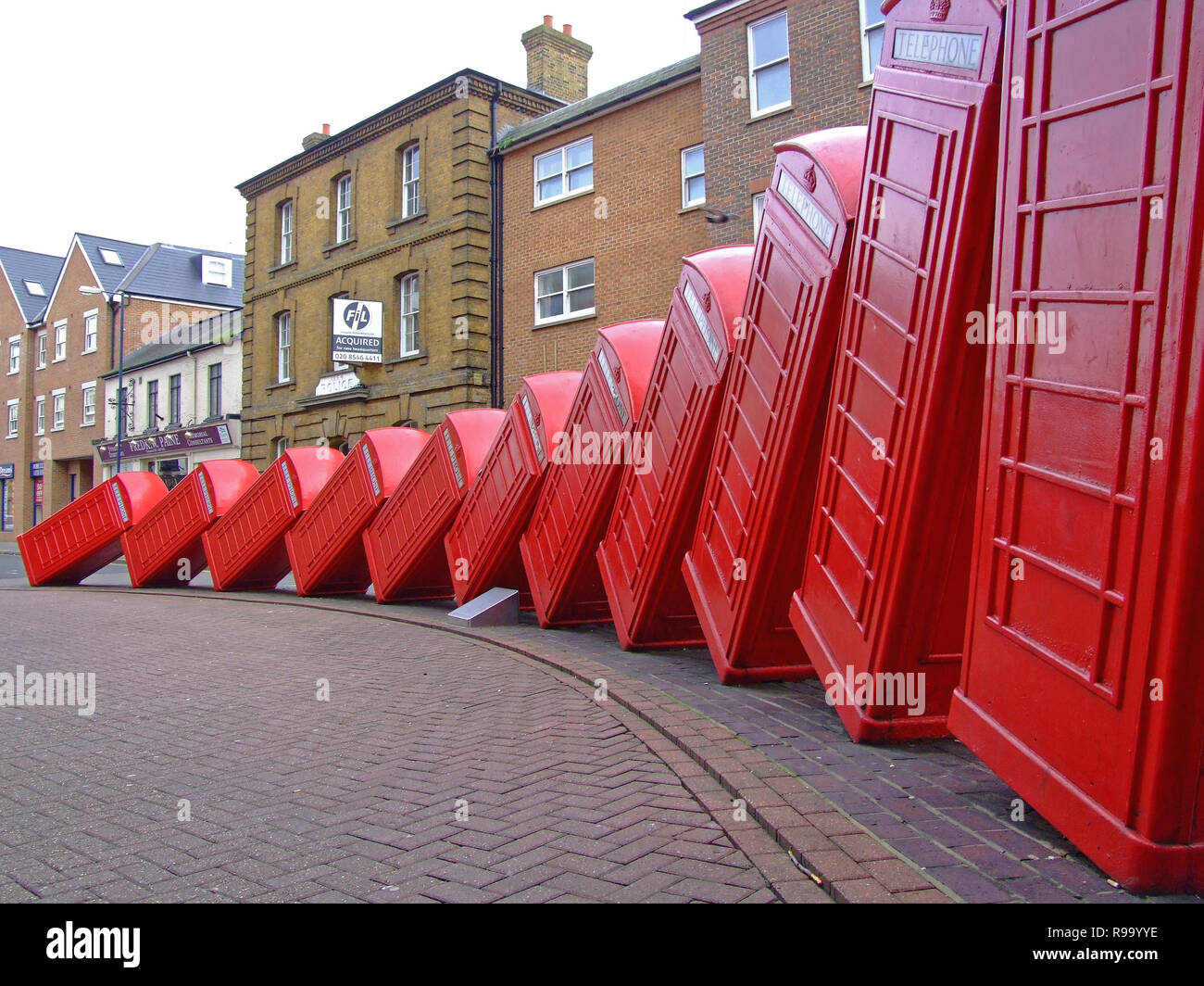 London telephone cabin hi-res stock photography and images - Alamy