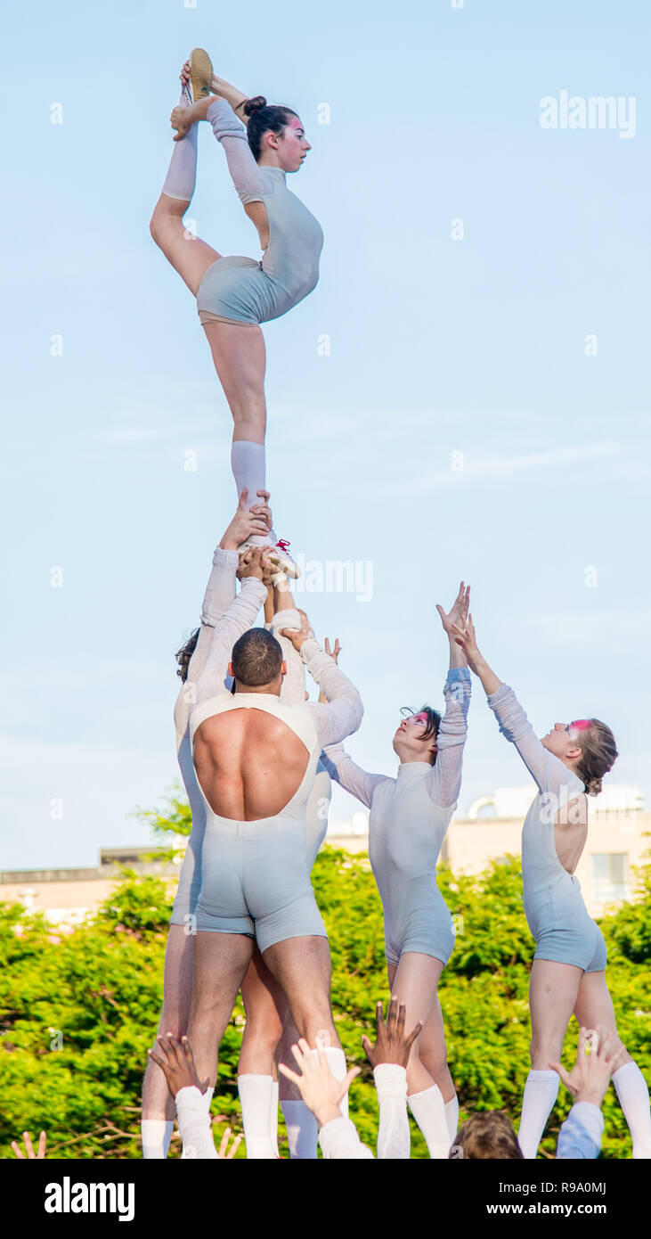 Acrobatic show in Emily park Montreal Canada Stock Photo - Alamy