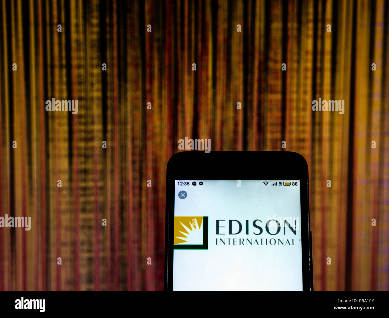 Edison international logo hi-res stock photography and images - Alamy