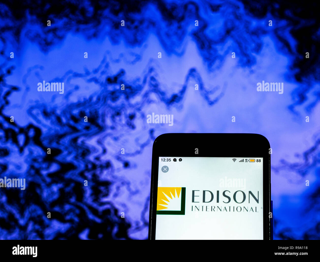 Edison international logo hi-res stock photography and images - Alamy
