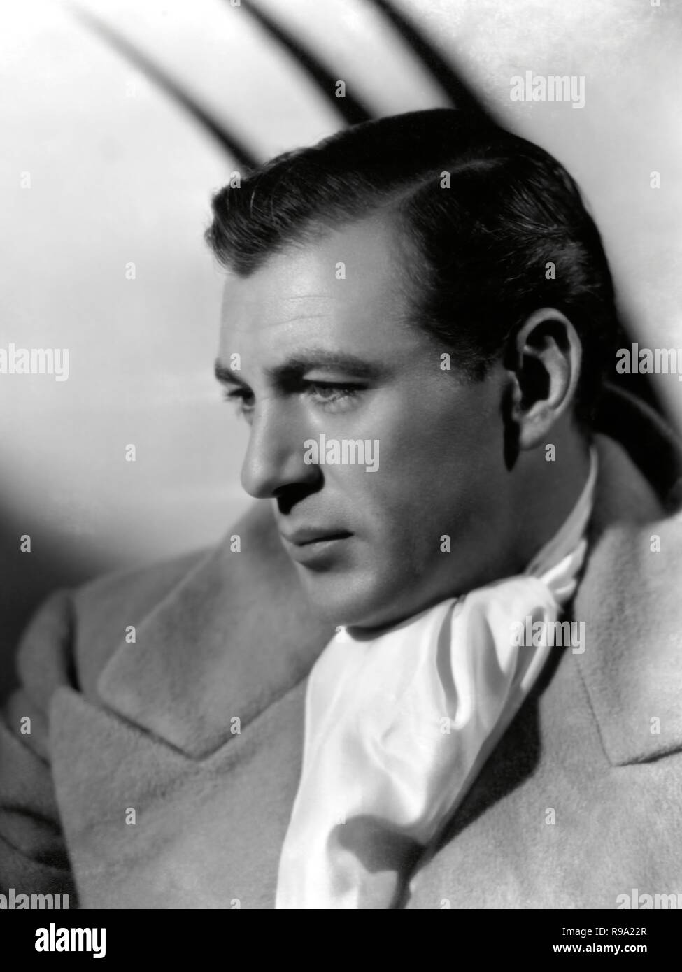 Gary cooper portrait hi-res stock photography and images - Alamy