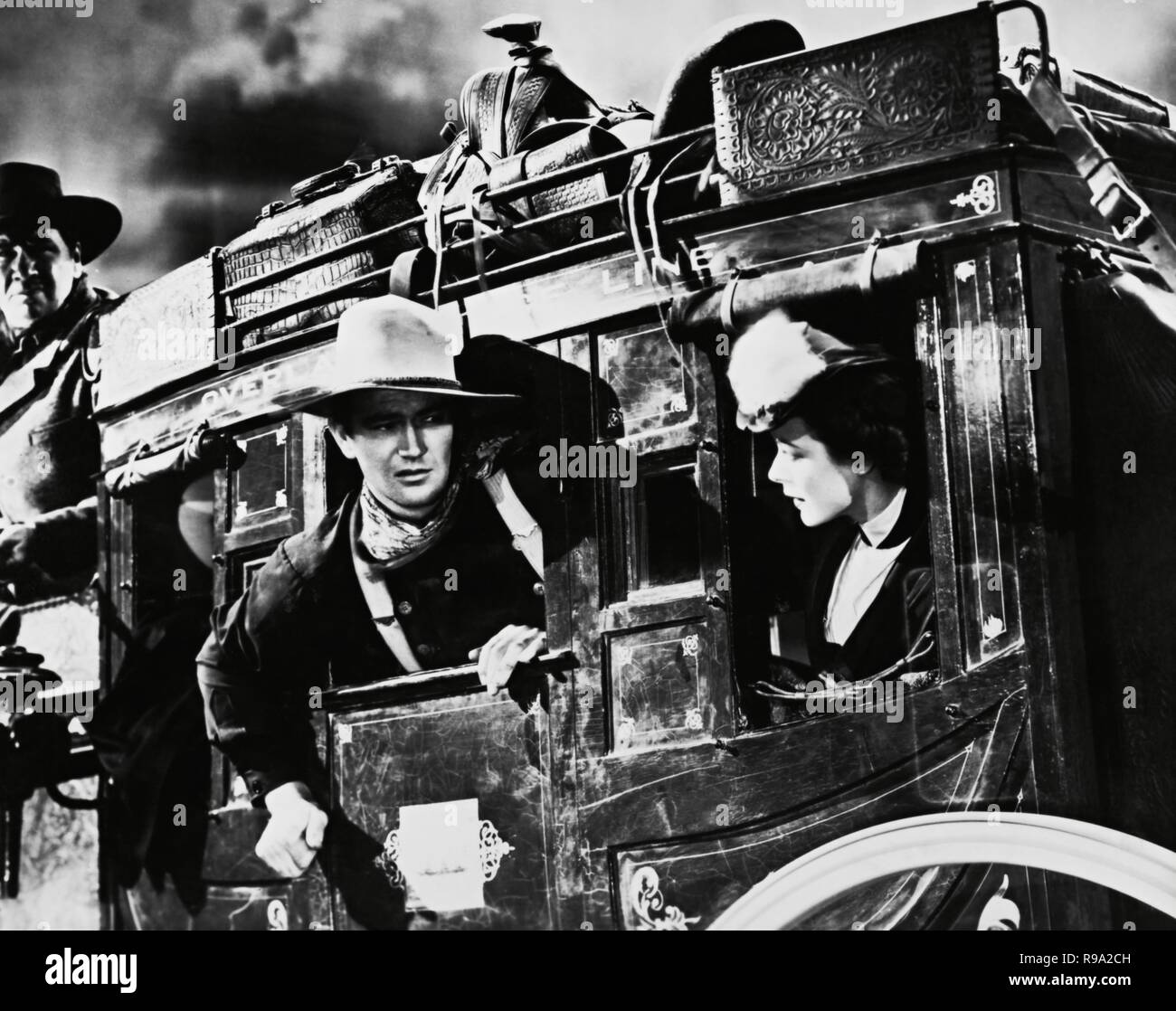 Stagecoach cinema western hi-res stock photography and images - Alamy