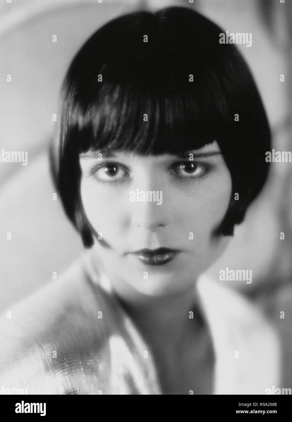 Portrait of louise brooks hi-res stock photography and images - Alamy