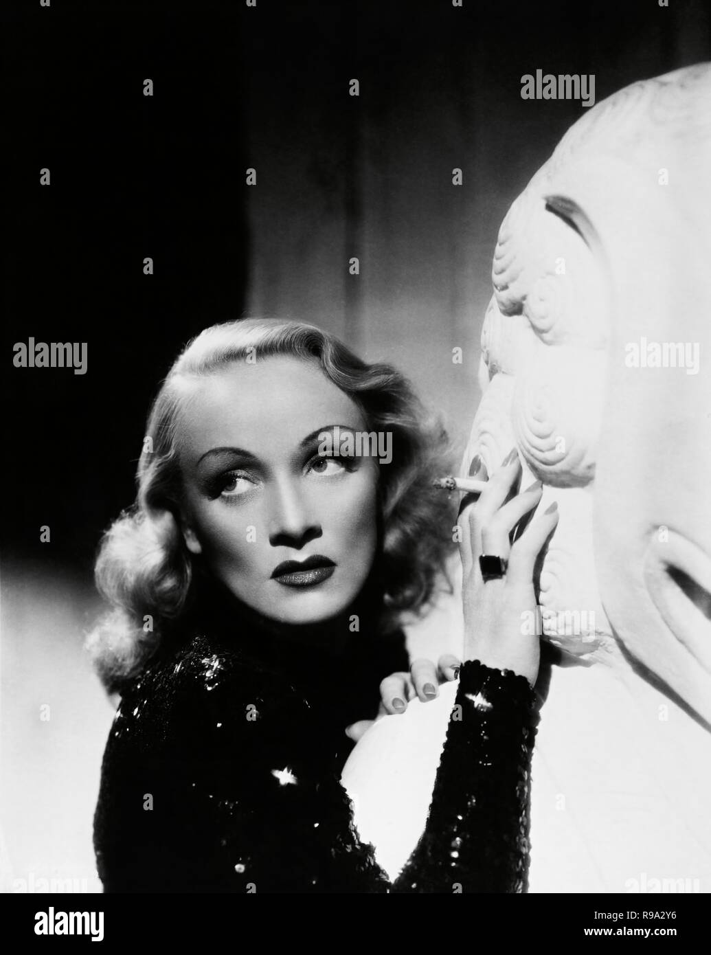 MARLENE DIETRICH. 1947 Stock Photo - Alamy