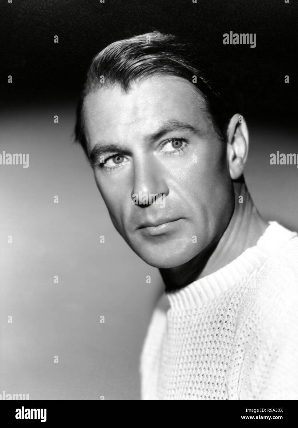 Gary cooper portrait hi-res stock photography and images - Alamy