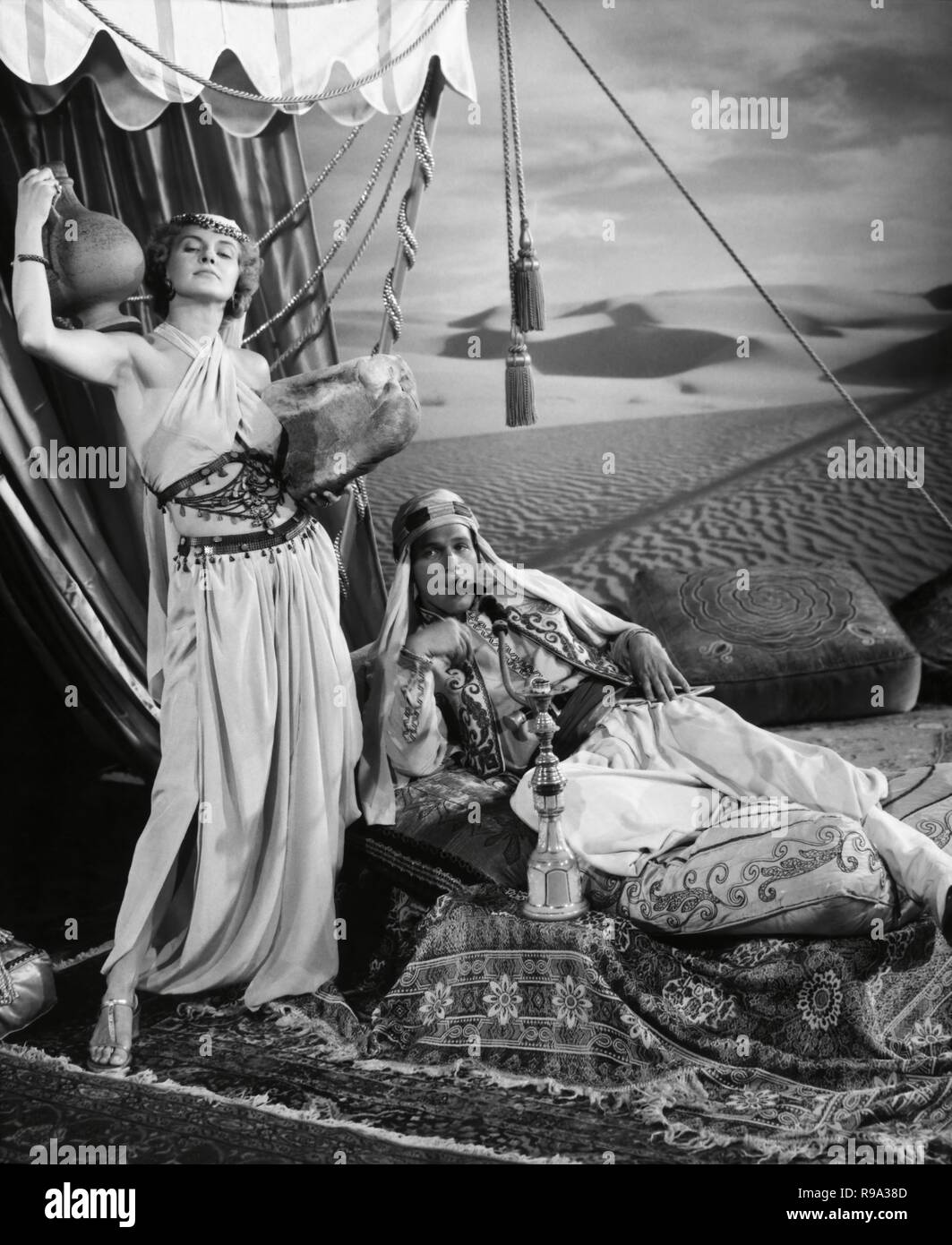 Original film title: RALLY 'ROUND THE FLAG, BOYS!. English title: RALLY ...