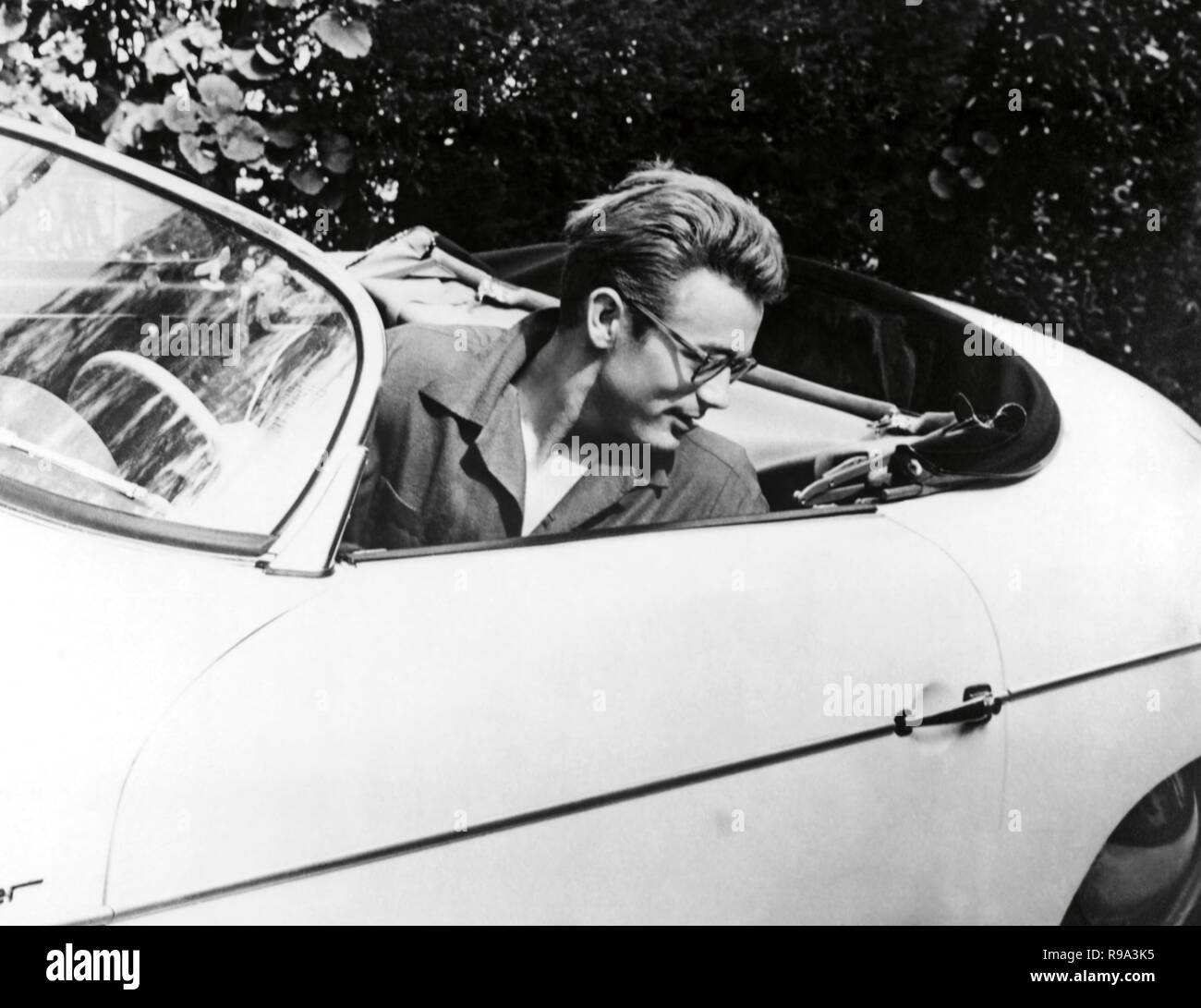 James dean car hi-res stock photography and images - Alamy