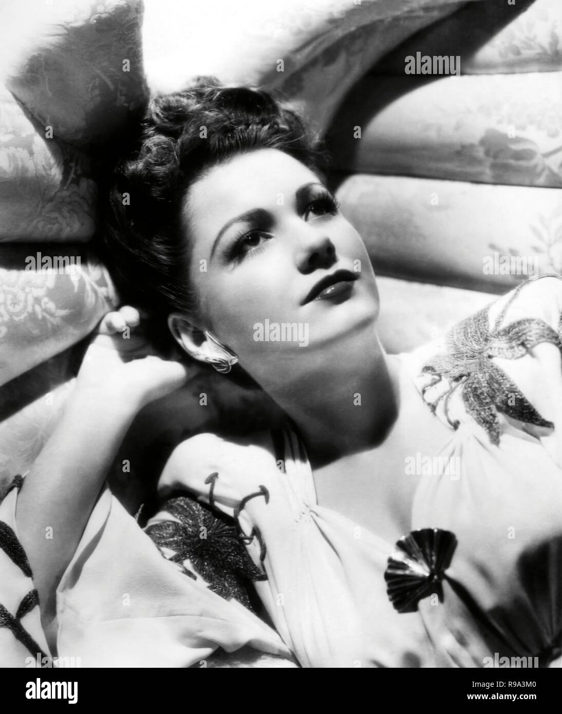 Original film title: FIVE GRAVES TO CAIRO. English title: FIVE GRAVES ...