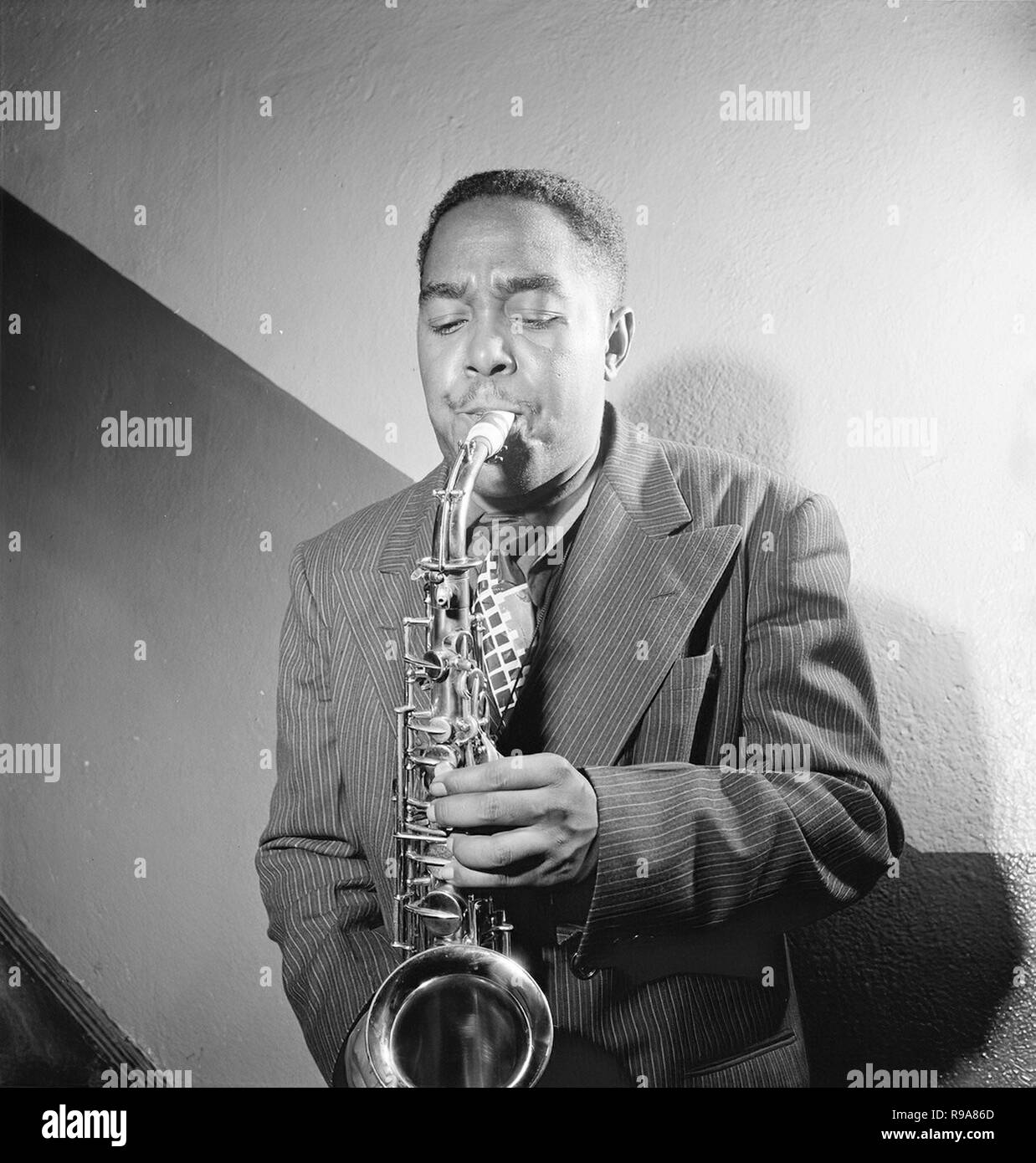 Charlie parker jazz musician Black and White Stock Photos & Images - Alamy