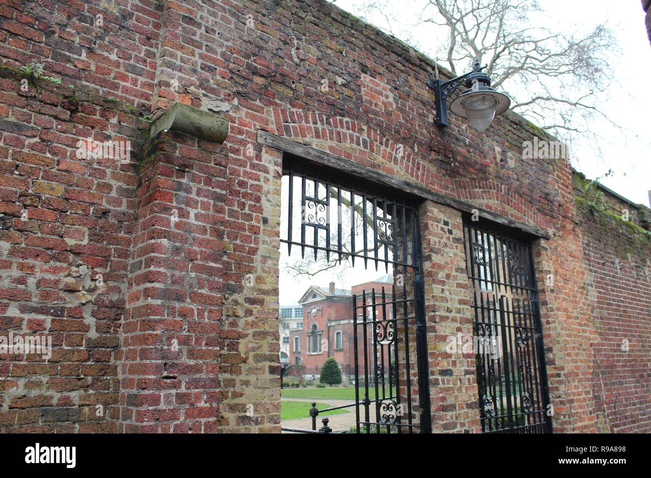 Marshalsea prison hi-res stock photography and images - Alamy