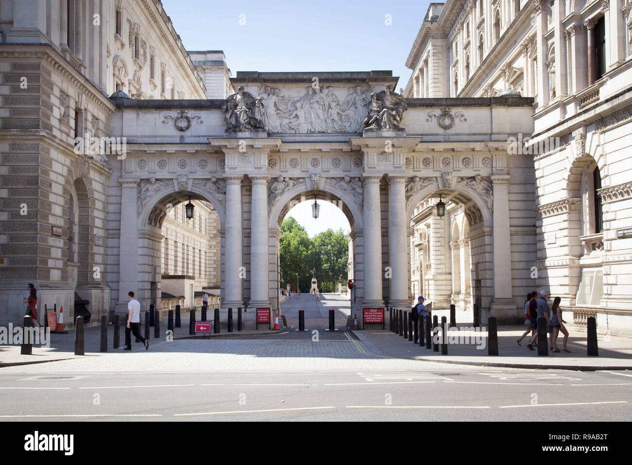 Fast stream assessment centre hi-res stock photography and images - Alamy