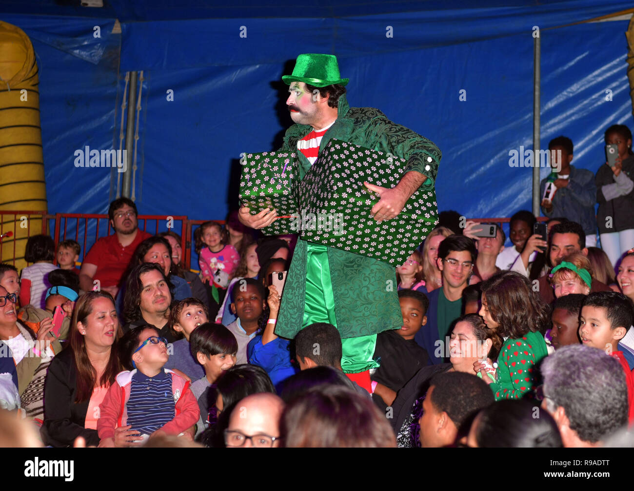 Miami, FL, USA. 20th Dec, 2018. Special private showing of Santa's ...