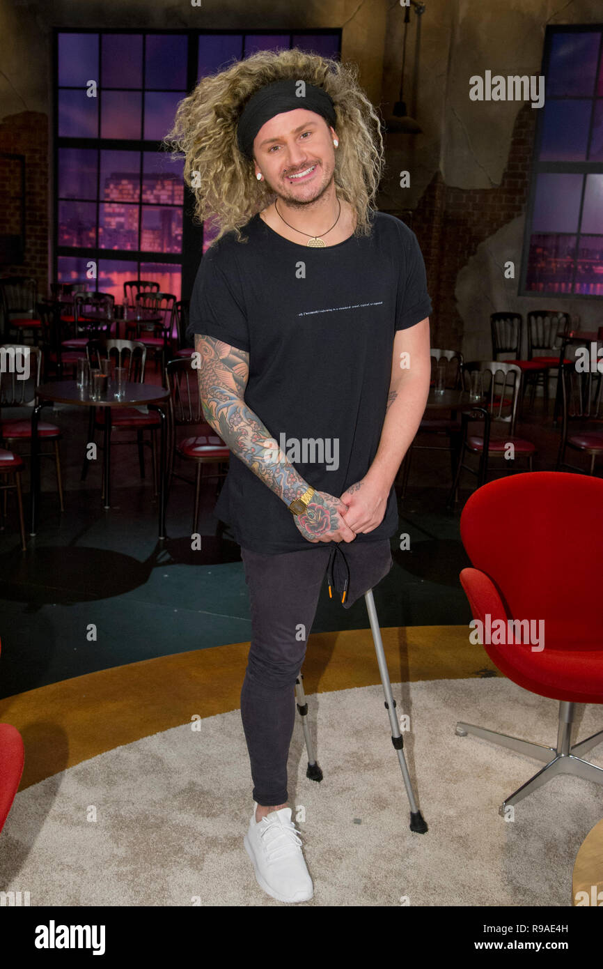 Mountaineer program hi-res stock photography and images - Alamy