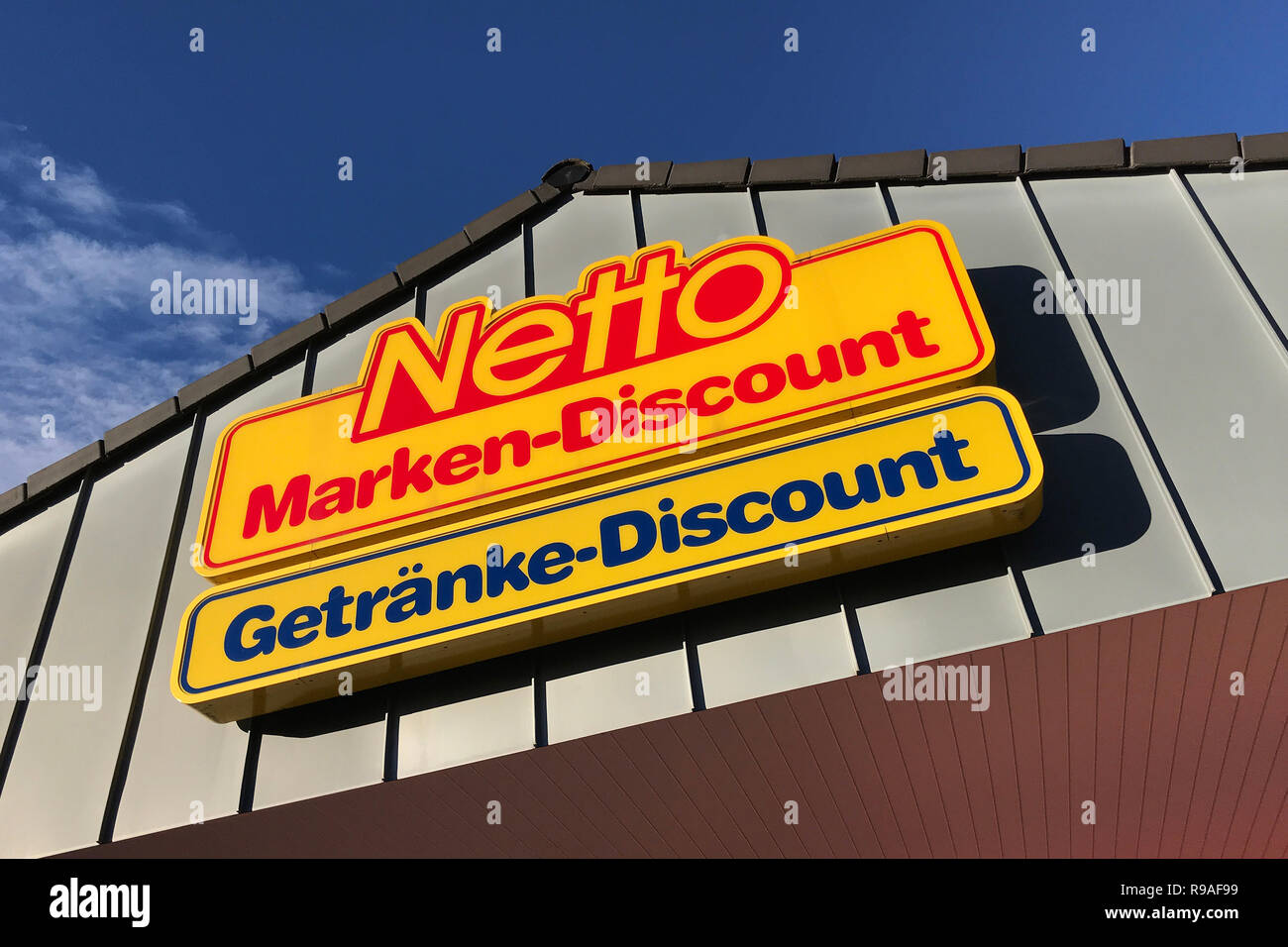 Logo netto hi-res stock photography and images - Alamy
