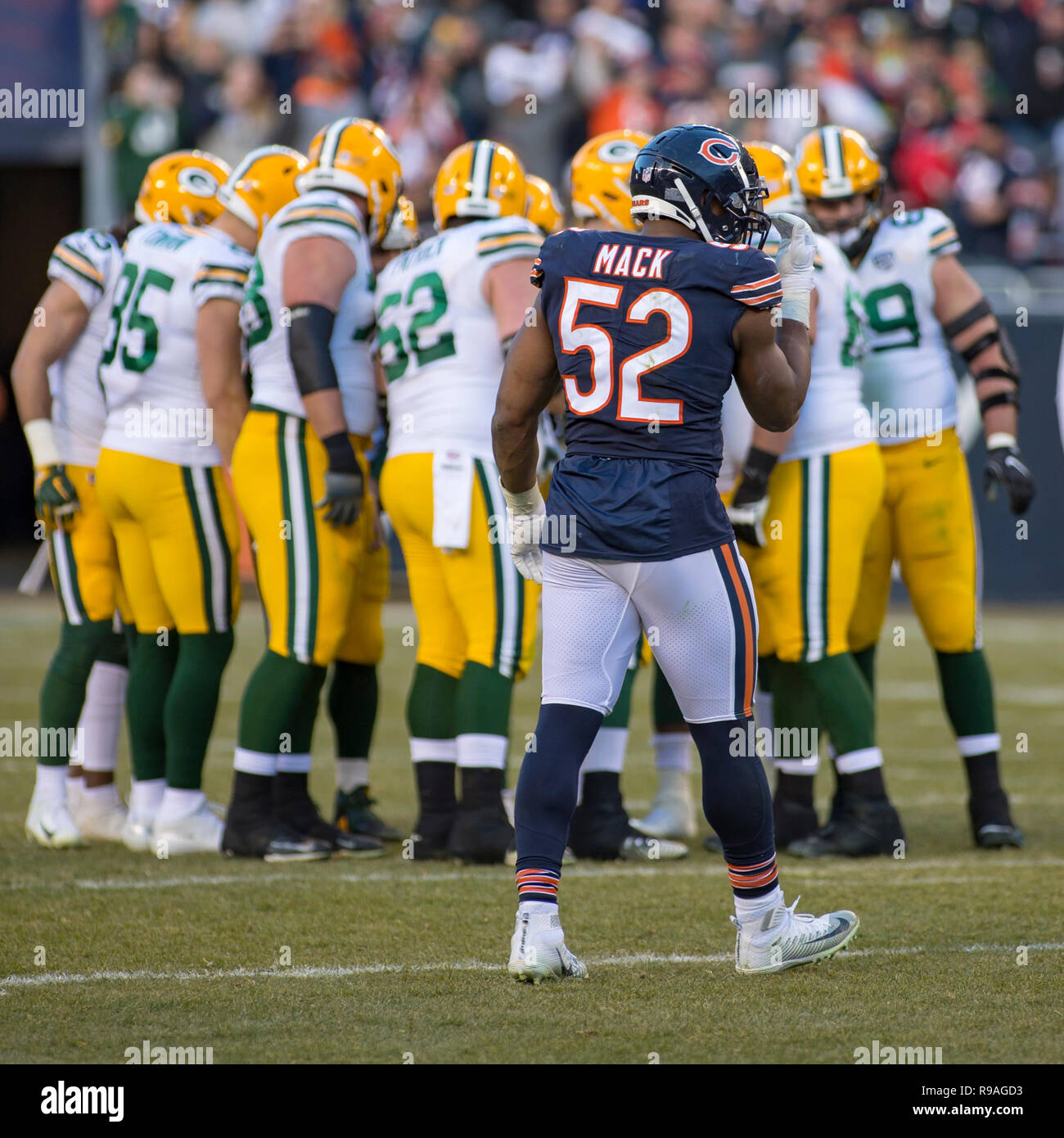 Chicago, Illinois, USA. 16th Dec, 2018. - Bears #52 Khalil Mack takes a ...