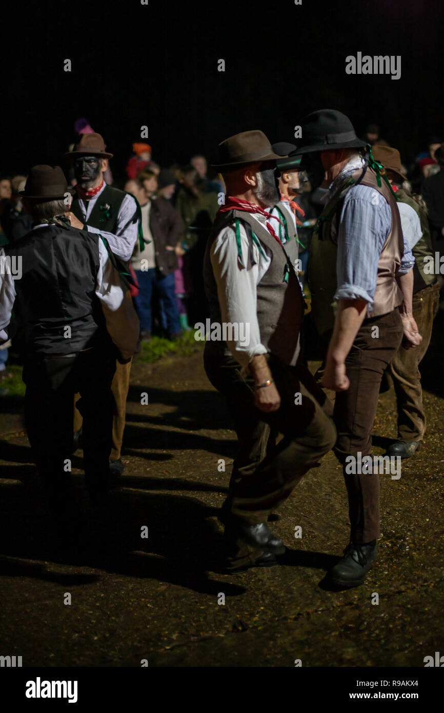 Old glory molly dancers hi-res stock photography and images - Alamy