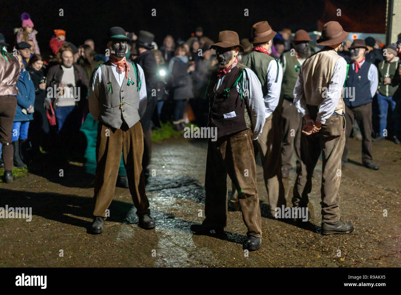 Old glory molly dancers hi-res stock photography and images - Alamy