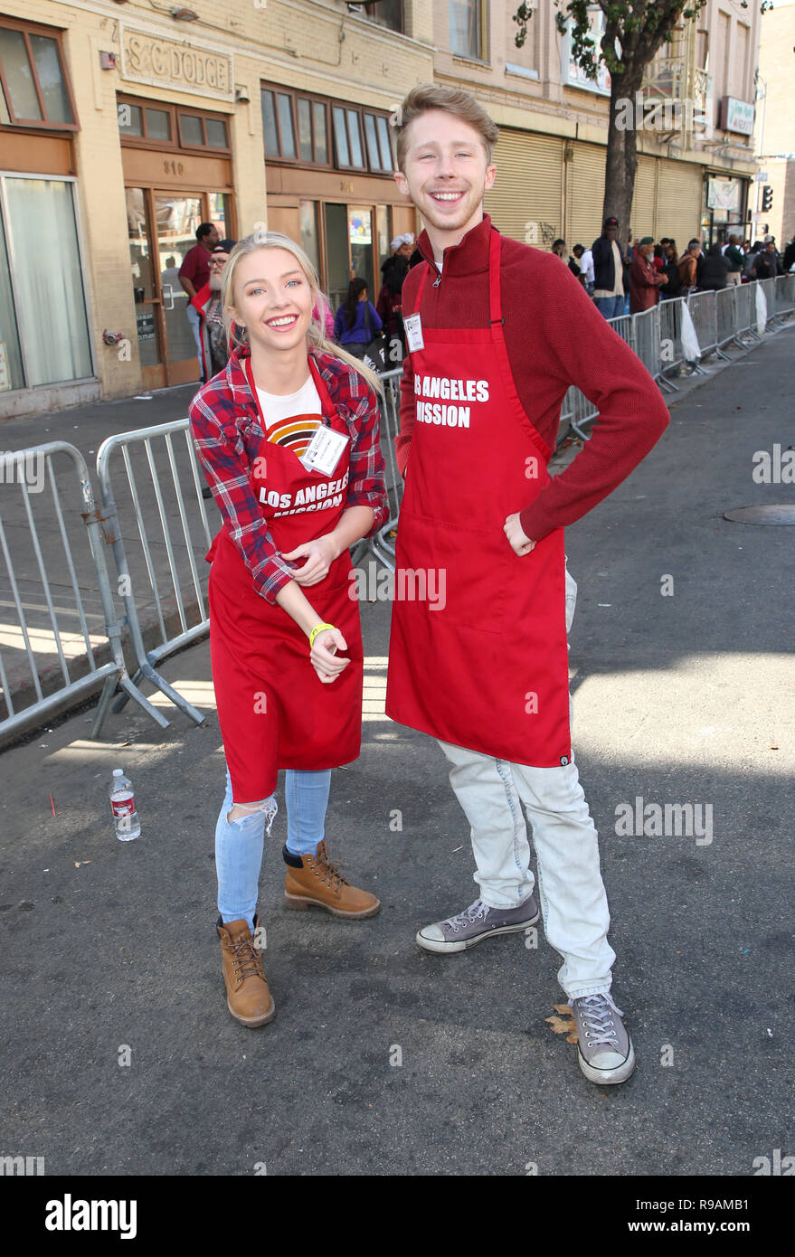 Los Angeles, Ca, USA. 21st Dec, 2018. Elise Luthman, Joey Luthman, at ...