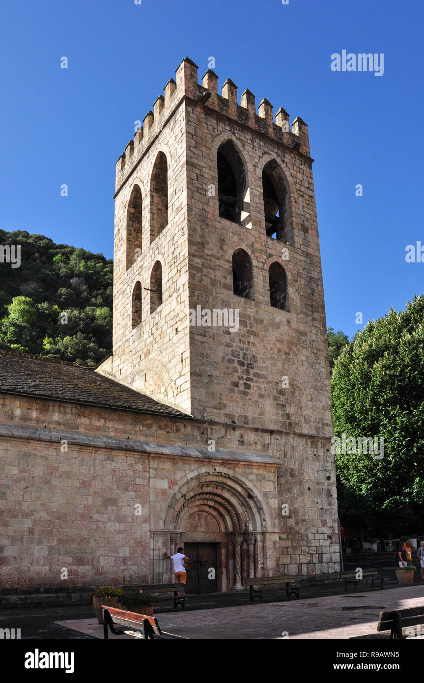 St jacques church hi-res stock photography and images - Alamy