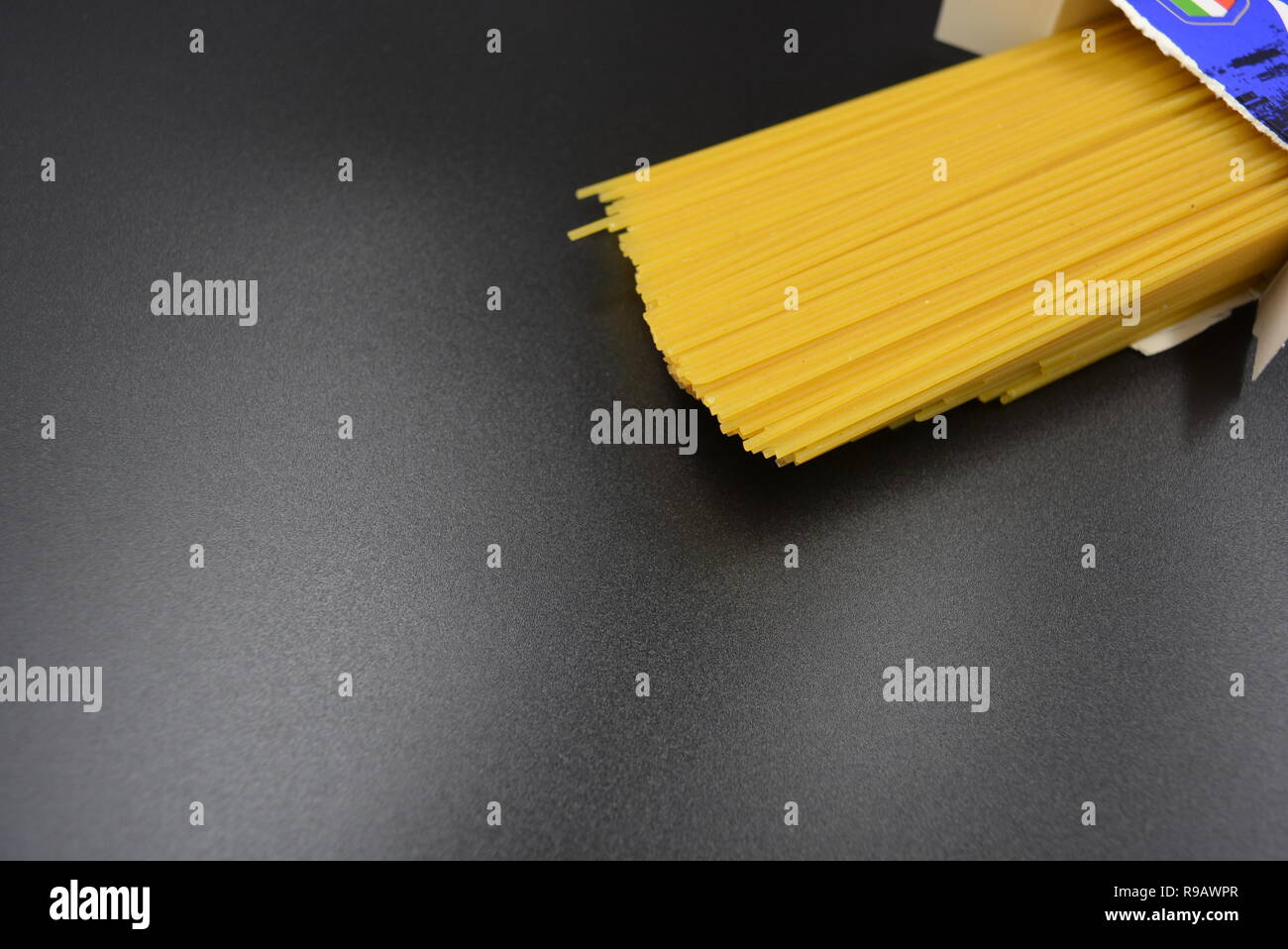 Long dry vermicelli, Italian pasta spaghetti from hard wheat varieties ...