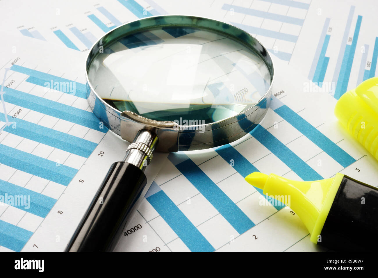 Financial audit hi-res stock photography and images - Alamy