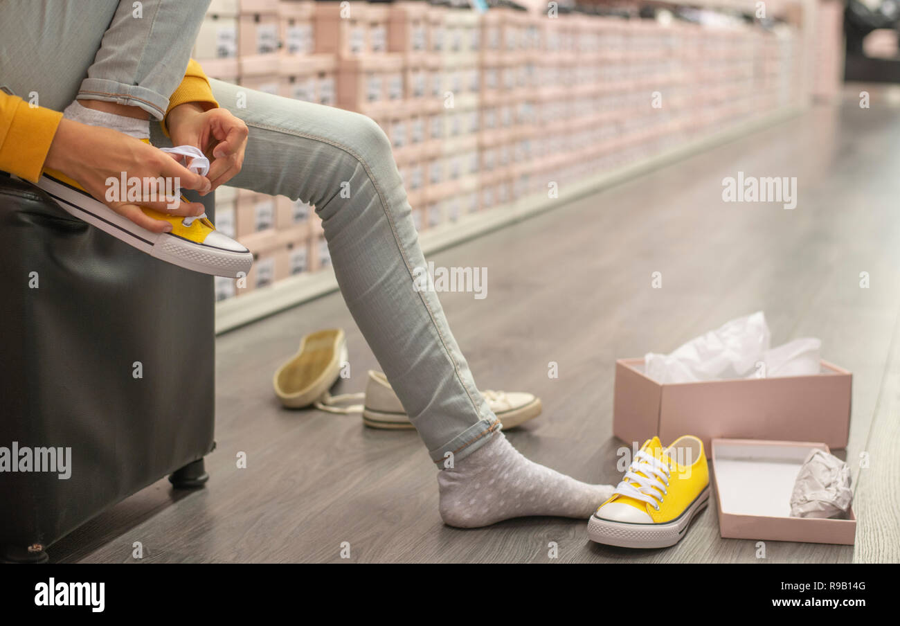 young girl in shoe store trying out new shoes Stock Photo - Alamy young girl in shoe store trying out new shoes Stock Photo - Alamy