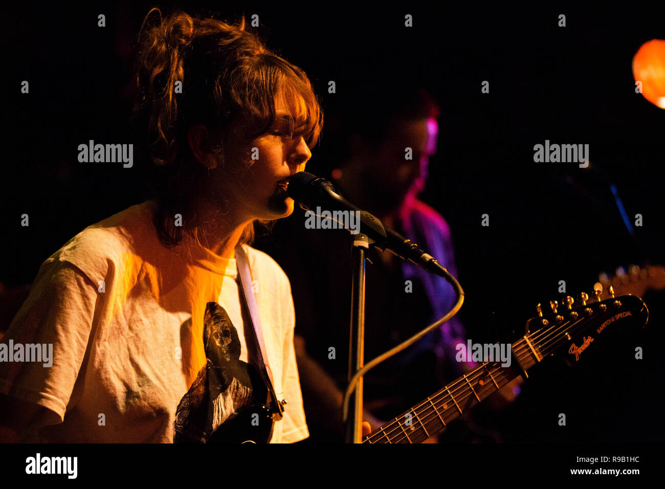 Emma Ruth Rundle - 7th Nov 2018 - Cluny Stock Photo - Alamy