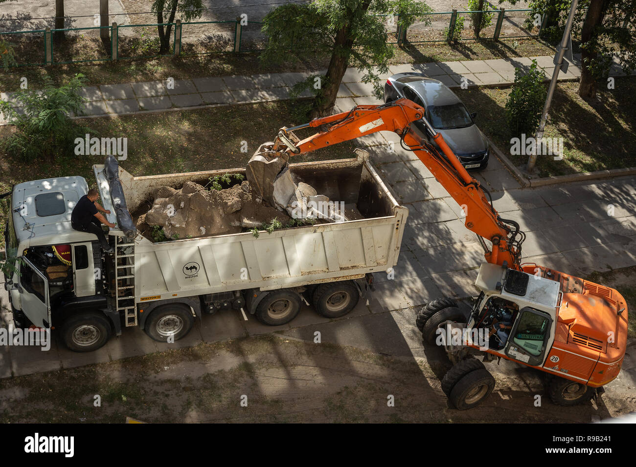 Kyiv, Ukraine, September 16, 2018. Loading of old concrete structures ...