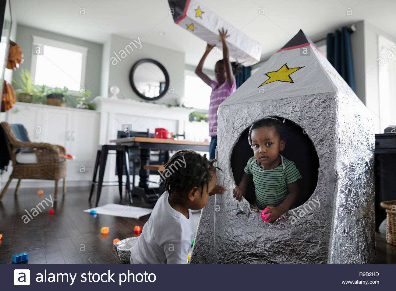 Toy spaceship hi-res stock photography and images - Alamy