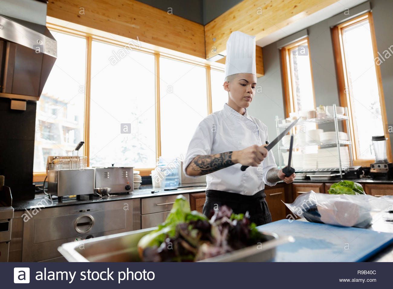 Chef prep hi-res stock photography and images - Alamy